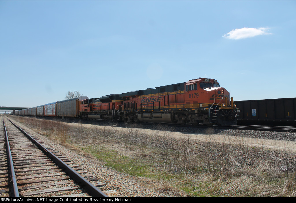 BNSF 8179 & 9368 (2)